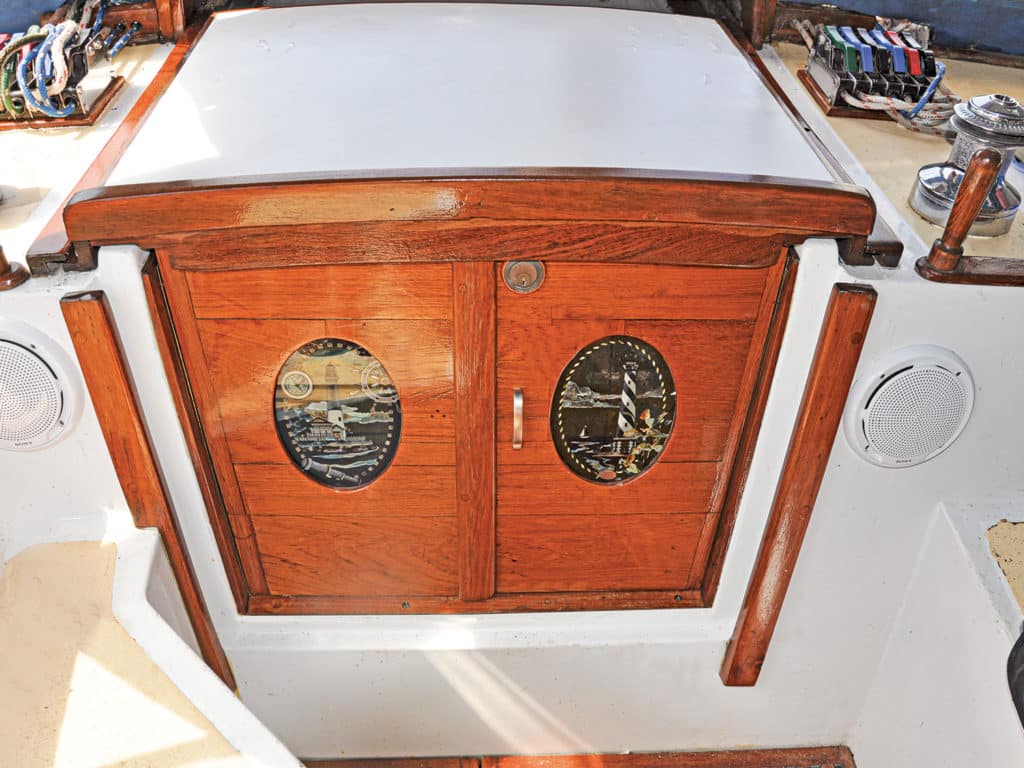 Building a New Sailboat Companionway Door | Cruising World