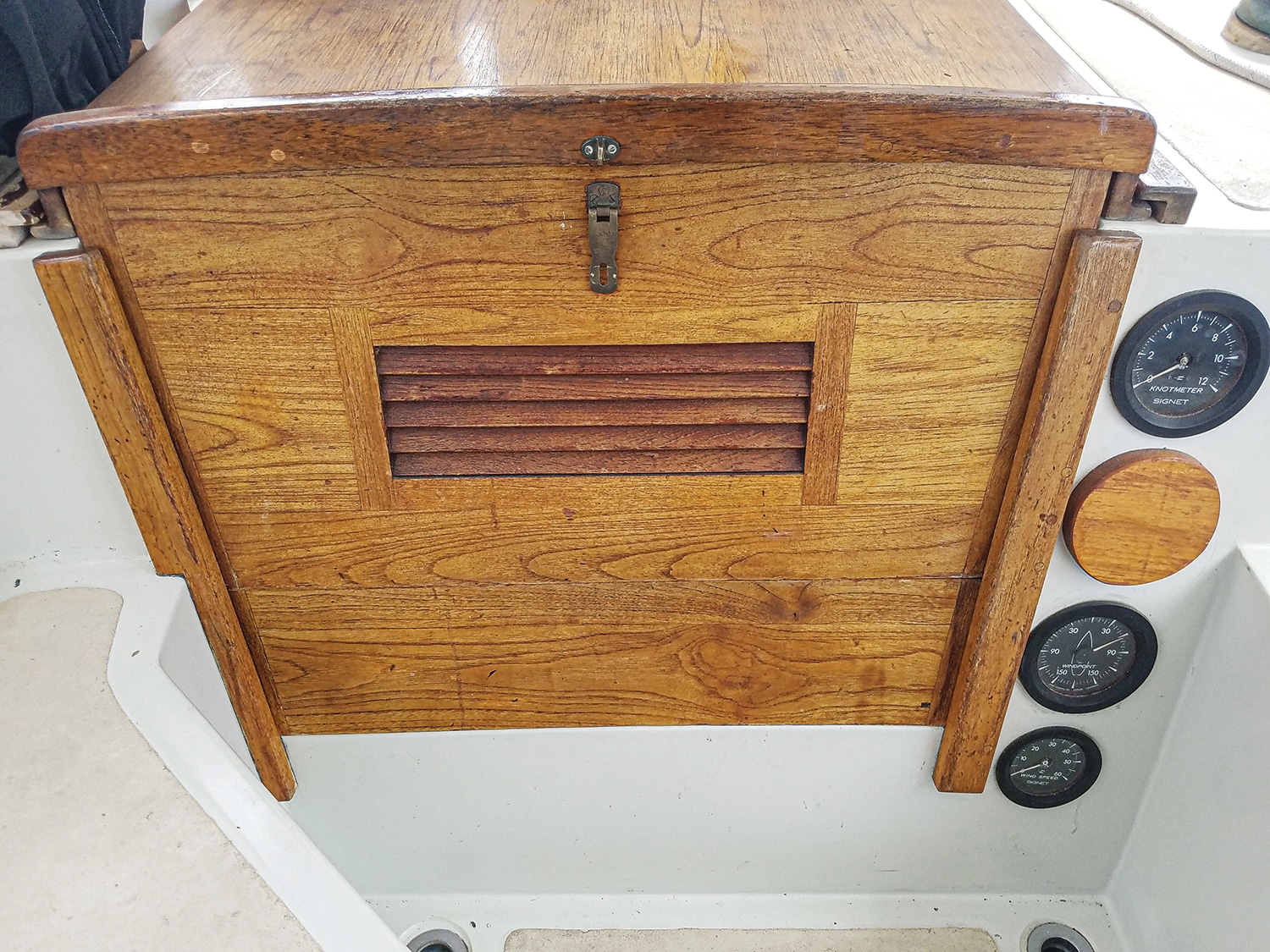 Building a New Sailboat Companionway Door | Cruising World