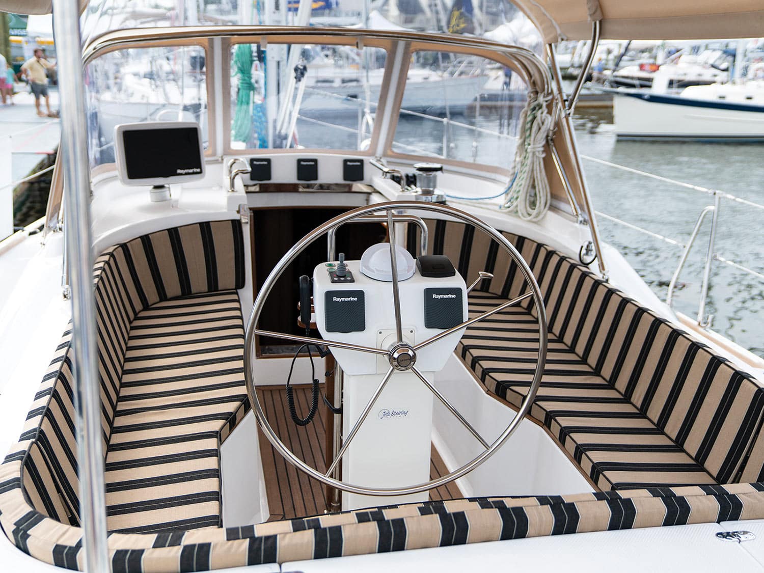 Boat Review: Hylas 48 | Cruising World