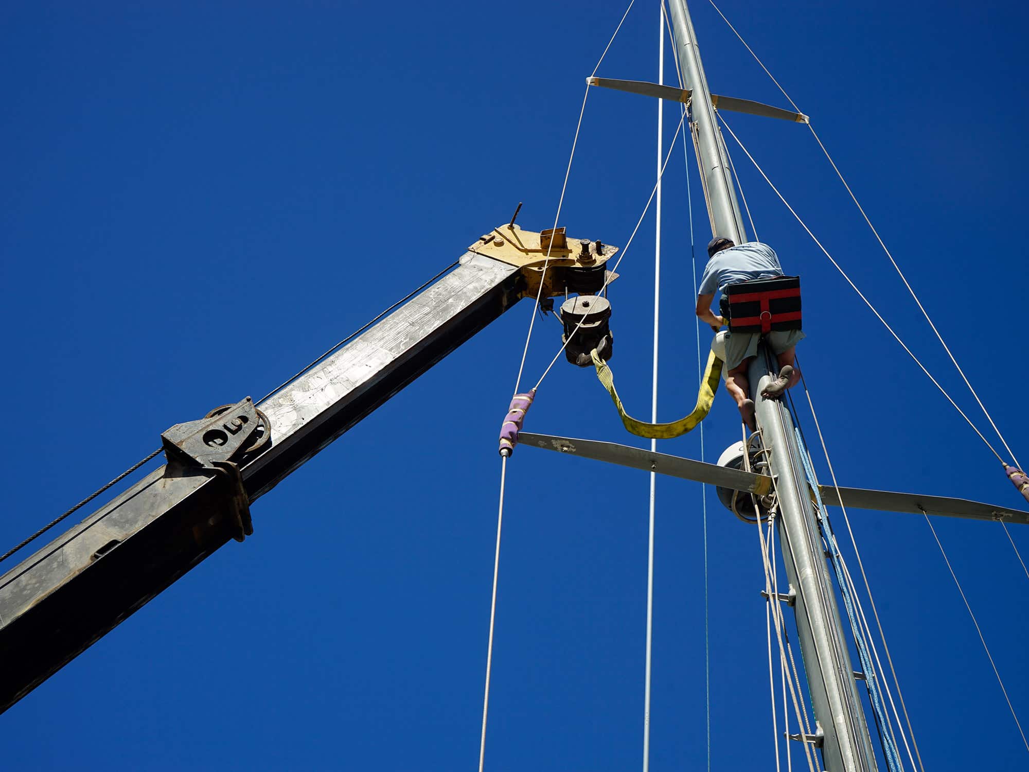 Sailing Totem: Safely Going Up the Mast